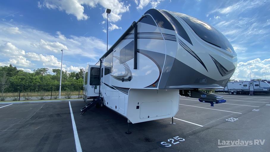 2021 Grand Design Solitude 390RK-R for sale in Nashville, TN | Lazydays