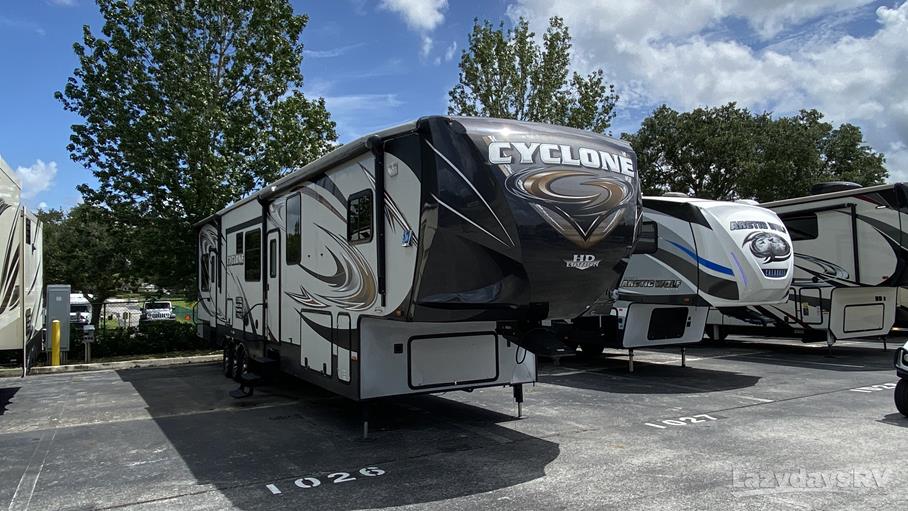 2014 Heartland Cyclone 4000 Elite for sale in Tampa, FL | Lazydays