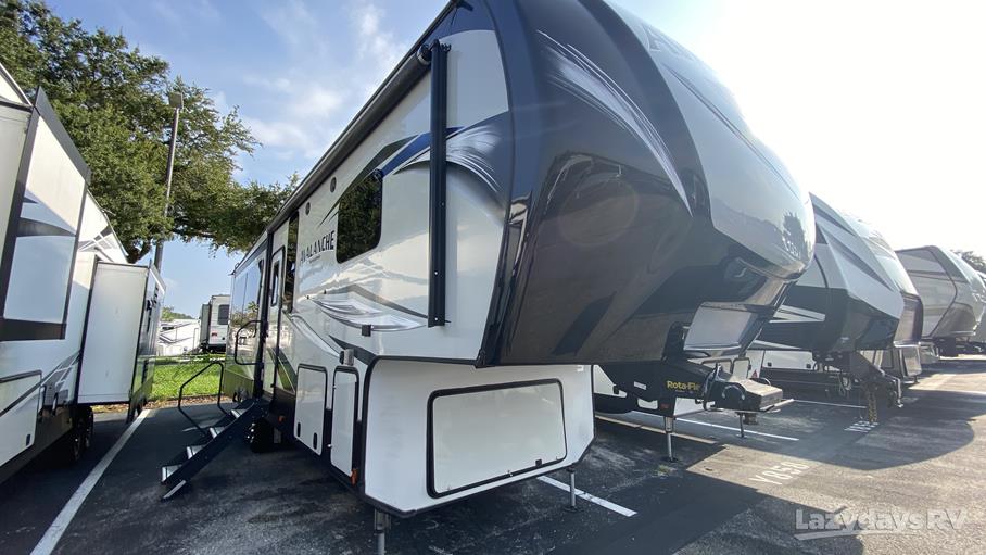 2018 Keystone RV Avalanche AV320RS for sale in Tampa, FL | Lazydays