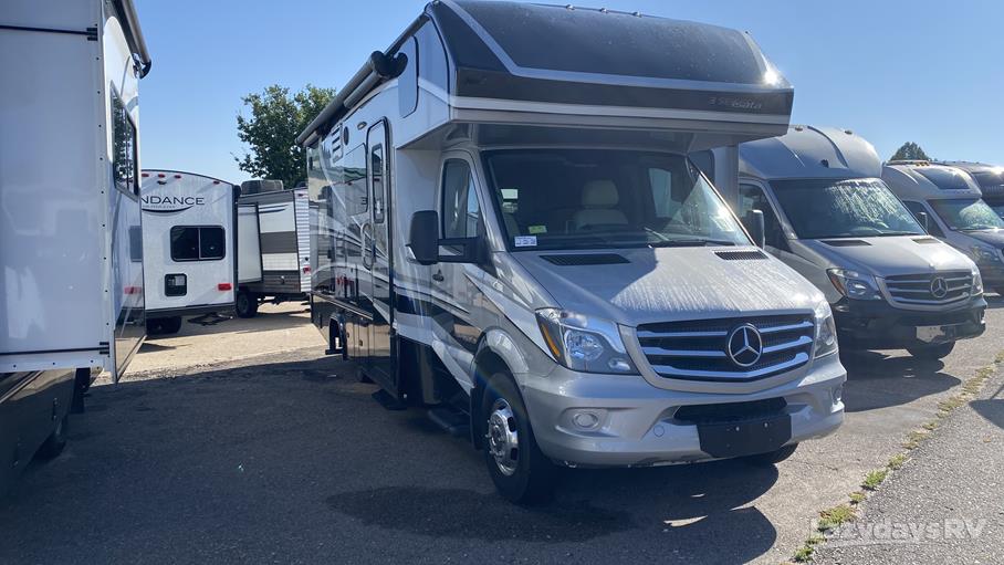 2017 Dynamax Isata 3 24FW for sale in Denver (Johnstown), CO | Lazydays