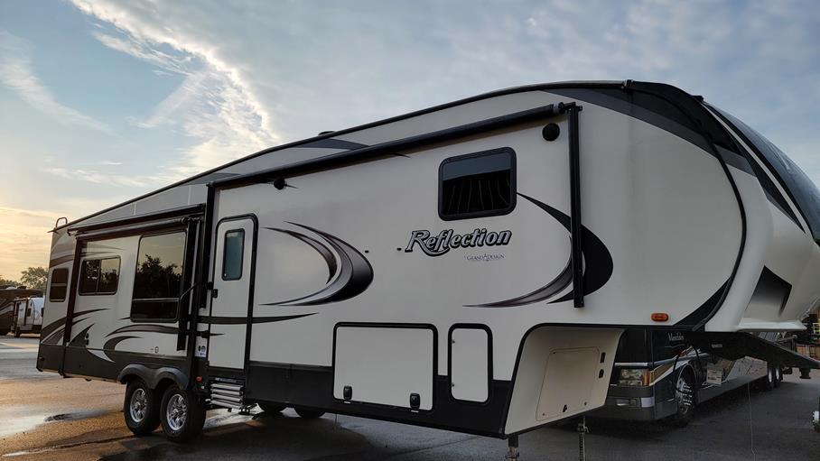 2019 Grand Design Reflection 337RLS for sale in Elkhart, IN | Lazydays