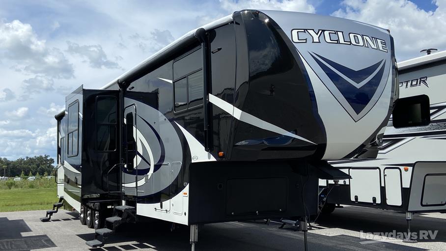 2018 Heartland Cyclone 4005 for sale in The Villages, FL | Lazydays