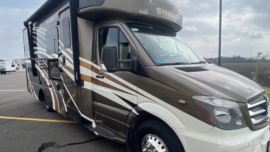2017 Thor Motor Coach Synergy SP24 for sale in Houston, TX | Lazydays